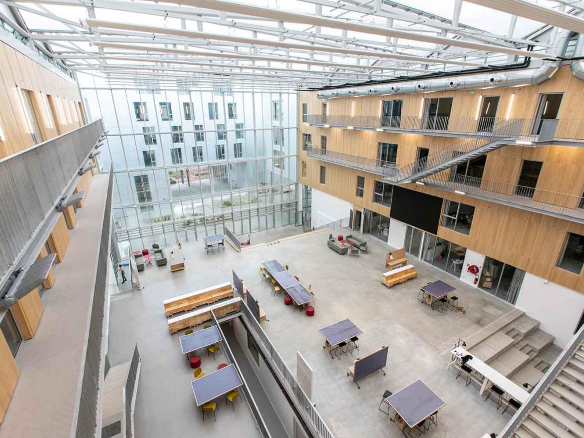 Classement 2025 des écoles de design : au-delà des podiums